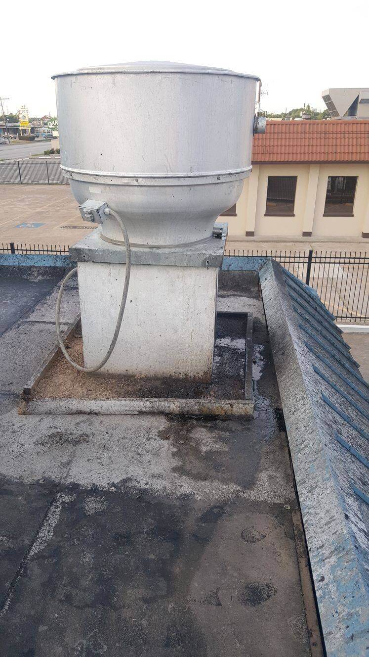 #1 Effective Rooftop Grease Containment For Safe Kitchens